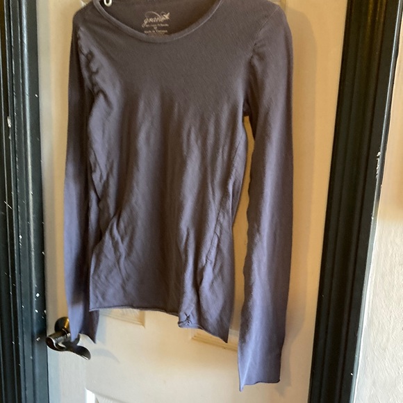 Grane | Tops | Grane Long Sleeve Grey Tee Medium | Poshmark
